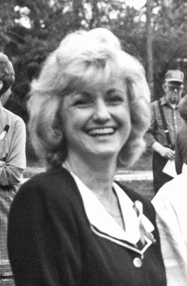 “How She Survived: Flight Attendant Catherine Cooper and the Lucky Few ...